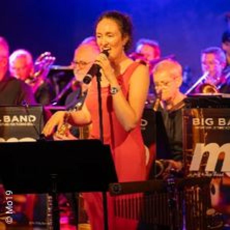 mo 19 Big Band